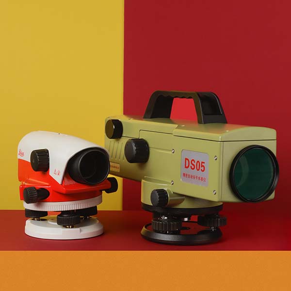 ترازیاب فوق دقیق FOIF DS05 - ژئوماتیکار